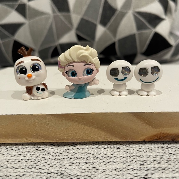 Disney | Toys | Disney Doorables Series 7 Frozen Olaf Elsa Snowgies ...